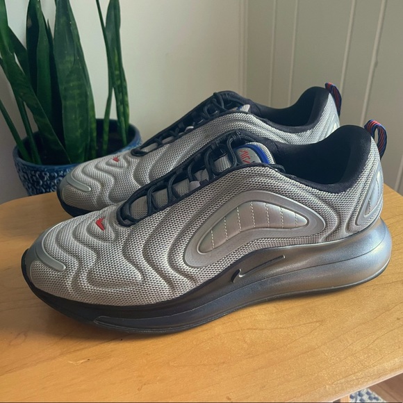 Nike | Shoes | Men Nike Air Max 72 Metallic Silver | Poshmark